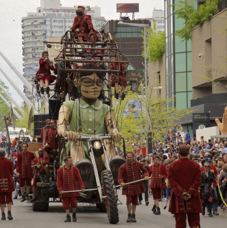The incredible and phenomenal journey of the Giants in the streets of ...