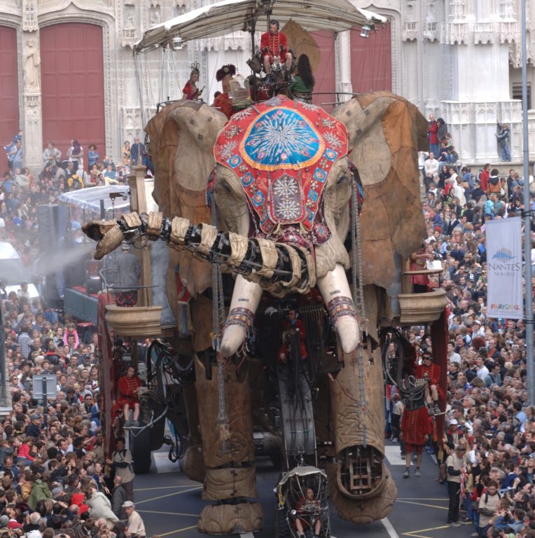 The Sultan of Indies visit on his time travelling elephant - Royal de Luxe